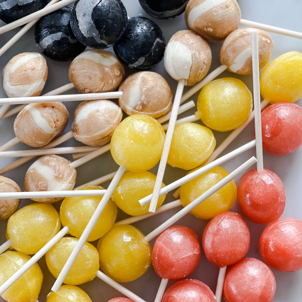 LARGE LOLLIES: JASON'S SUCKERS